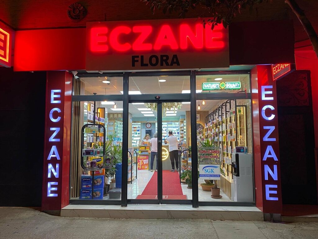 Eczaneler Flora Eczanesi, İzmir, foto
