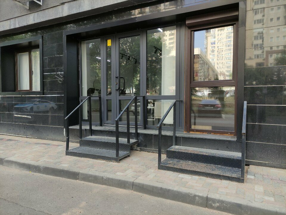 Güzellik salonu Uvarova BrowBar, Almatı, foto