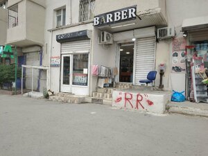 Barber (Celil Memmеdquluzadе Street No:137E), berberler  Bakü'den