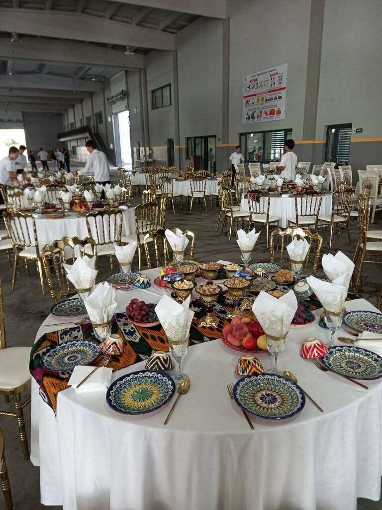 Restoran Nodirabegim Wedding Hall, Cizzak eyaleti, foto