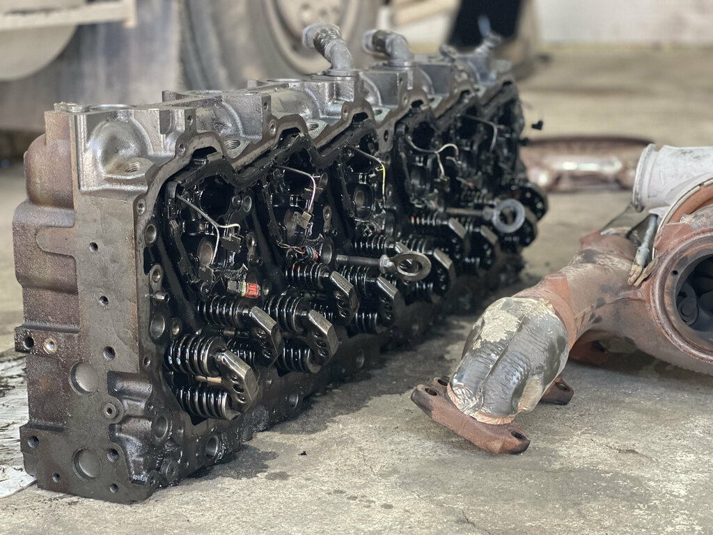 Otomobil servisi Engine-service, Lipetsk, foto