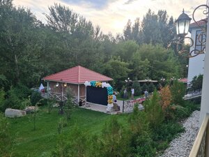 Vuslat (Qonaev kóshesi No:329, Tekeli qalasy), otel  Tekeli'den