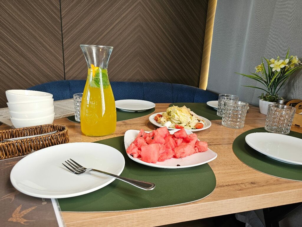 Restoran Meiman, Atırav, foto