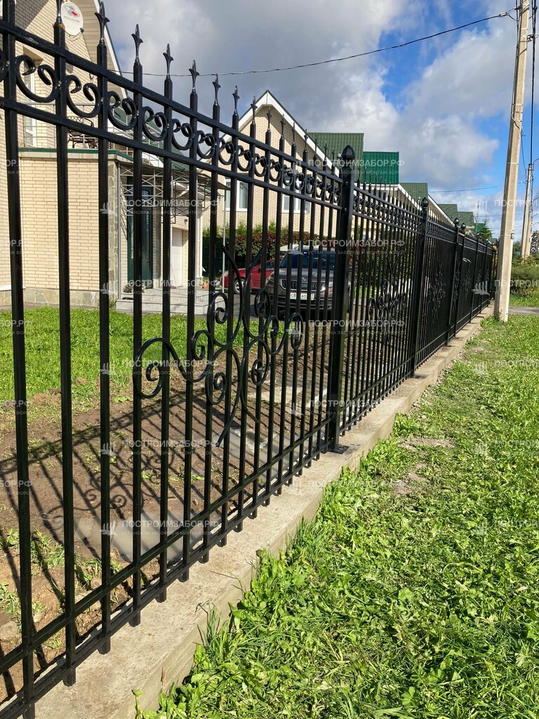 Çitler, parmaklıklar Построим Забор, Saint‑Petersburg, foto