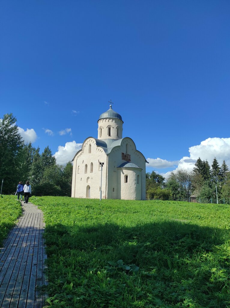Ortodoks kiliseleri Church of St. Nicholas the Wonderworker on Lipna, Novgorodskaya oblastı, foto