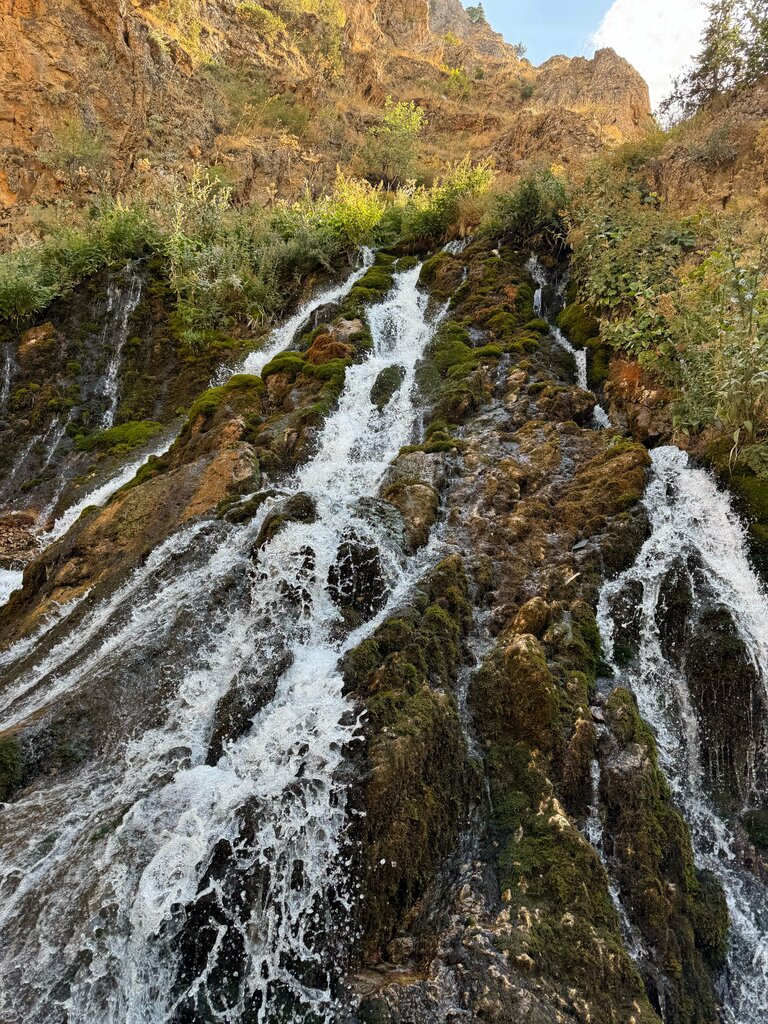 Kültür ve eğlence parkları Homurlu Şelalesi, Develi, foto