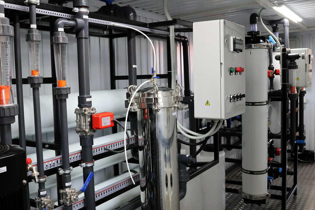 Tarım makineleri, ekipmanlar Cair, Omsk, foto