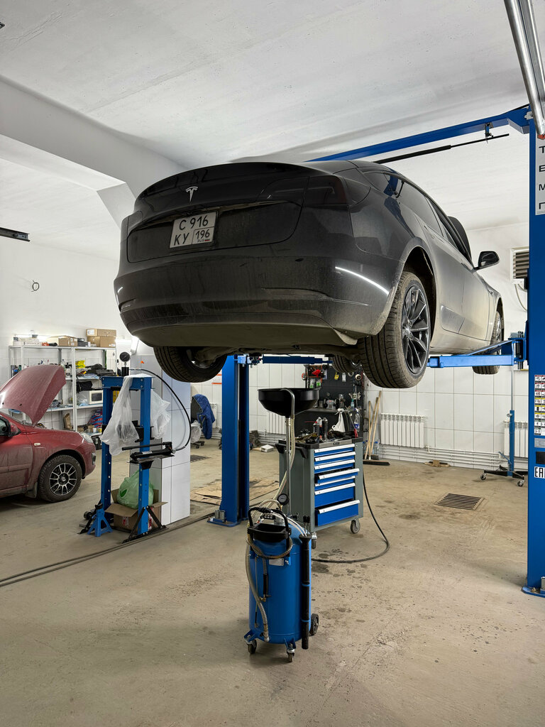 Otomobil servisi V D Servis, Yekaterinburg, foto