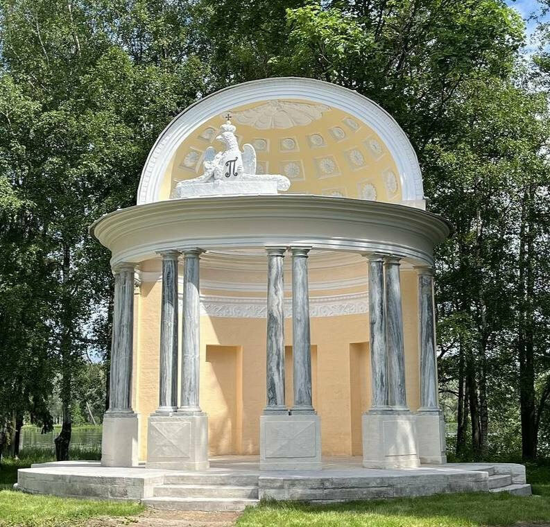 Turistik yerler Павильон Орла, Gatchina, foto
