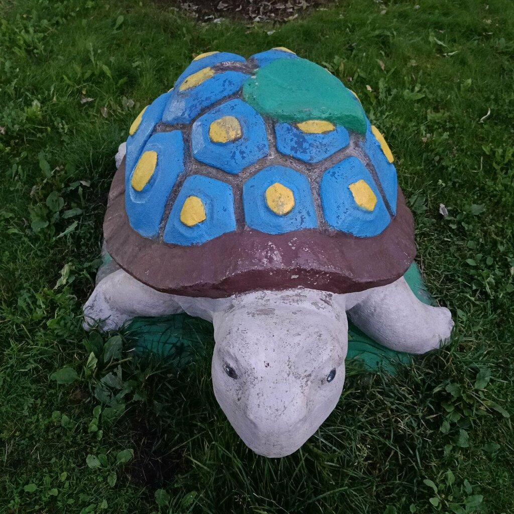 Park, sokak heykeli Черепаха, Saint‑Petersburg, foto