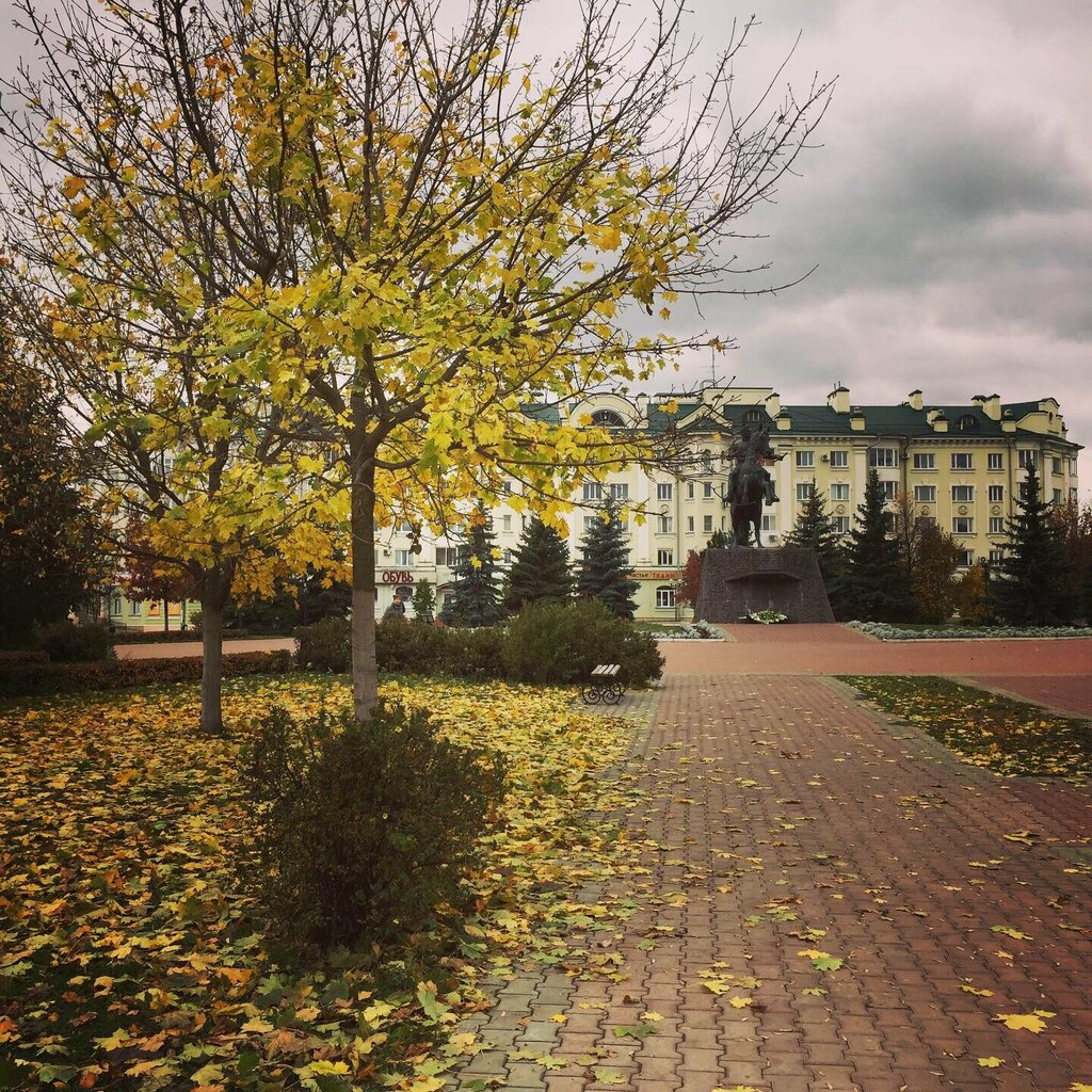 Kültür ve eğlence parkları Сквер Генерала А. П. Ермолова, Orel, foto
