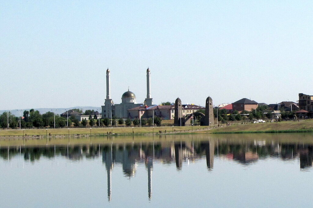 Cami Мечеть им. шейха Мансура, Grozni, foto