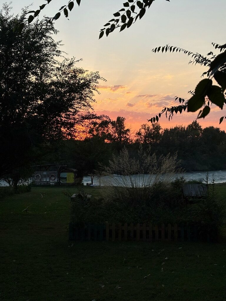 Kamp alanları Camping Raft Service, Almatı eyaleti, foto