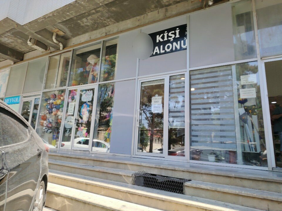 Kuaförler Kişi salonu, Bakü, foto
