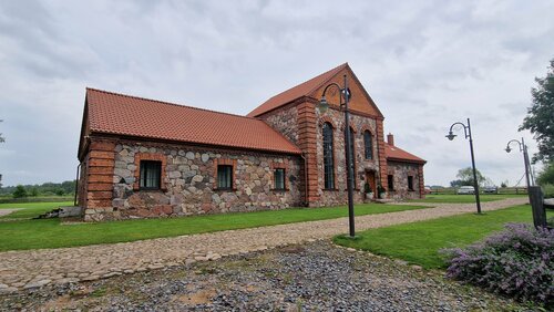 Müzeler ve sanat galerileri Усадебно-парковый комплекс Богдановичей Стаецкий двор, Minskaya oblastı, foto