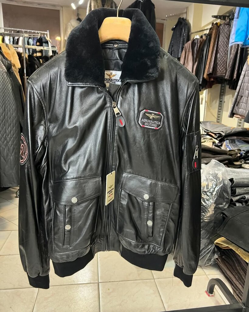 Kürk ve deri giyim mağazaları Tahiroğlu Deri, İstanbul, foto