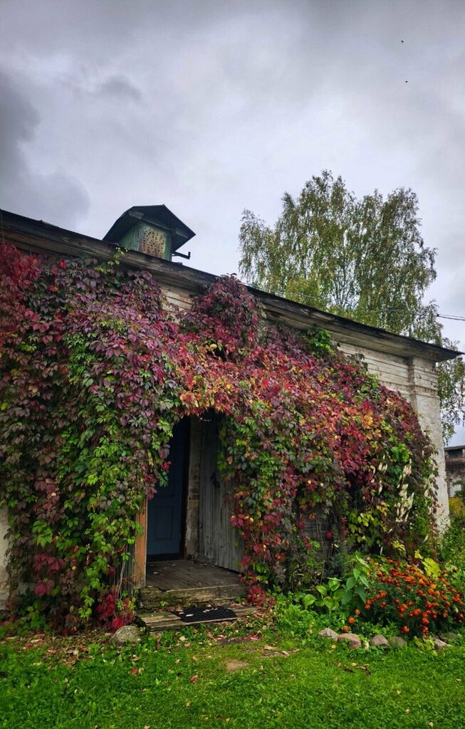 Turistik yerler Просфорный корпус, Yaroslavskaya oblastı, foto