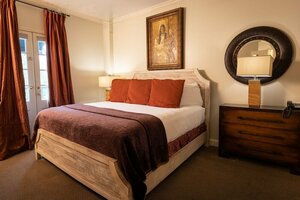 Old Capitol Inn (State of Illinois, Cook County, Blue Line, Jackson), otel  Jackson'dan