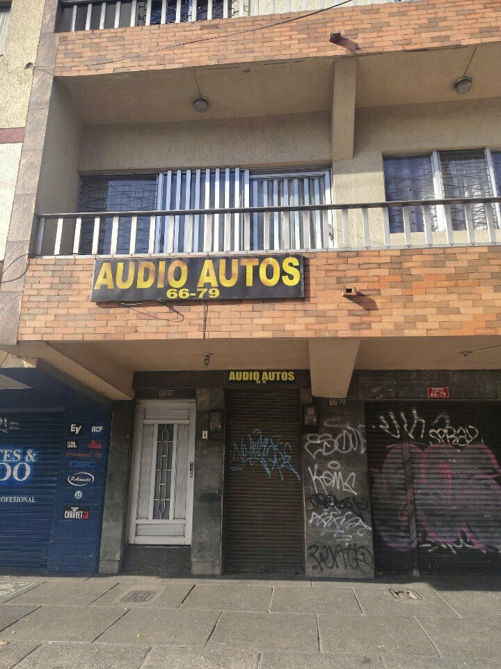 Oto ses sistemleri Audio Autos, Medellin, foto