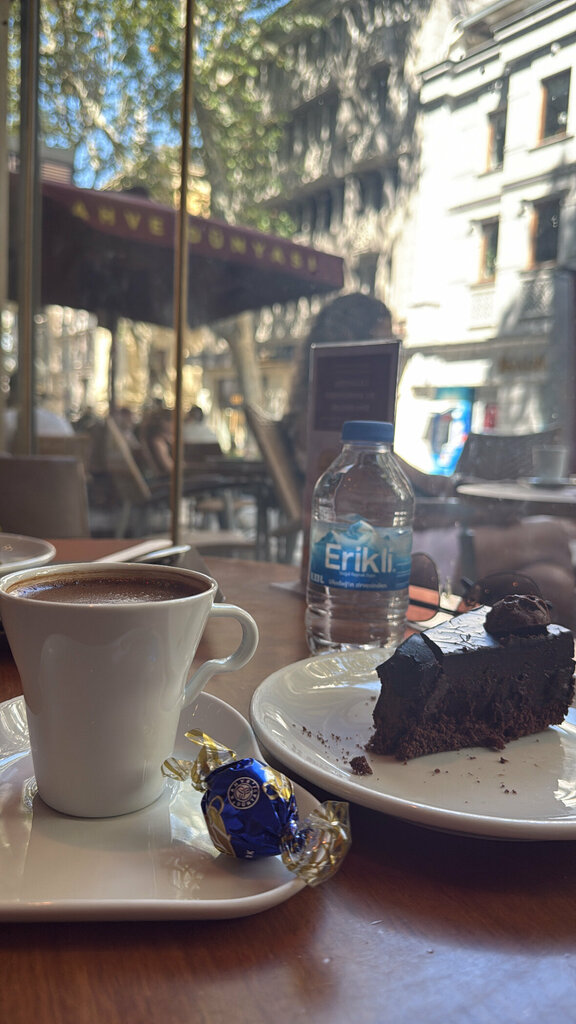 Kahve dükkanları Kahve Dünyası, İstanbul, foto