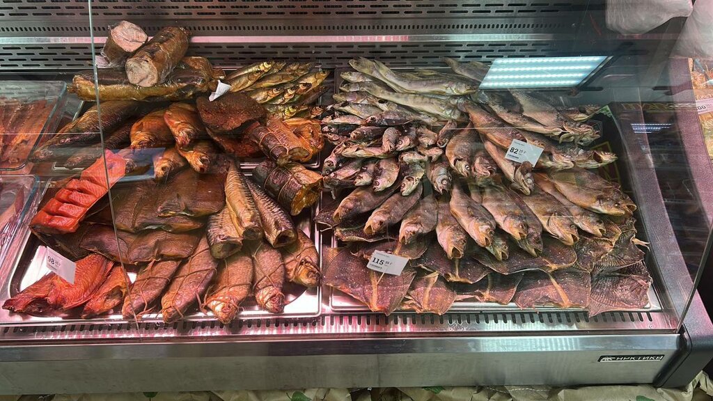 Bira dükkanı Две кружки, Yekaterinburg, foto