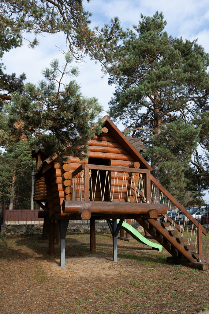 Resort oteller, tesisler Troitskoe, Kalujskaya oblastı, foto