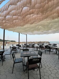 Dinastiay (No:к5, kvartal Tornado, posyolok gorodskogo tipa Novomikhaylovskiy), restoran  Krasnodarski krayından