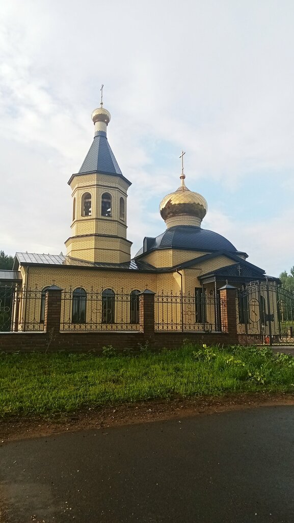 Ortodoks kiliseleri Храм в честь преподобного Алексия, Tataristan, foto