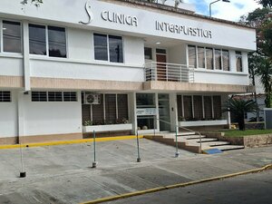 Interplastica (Valle del Cauca, Municipio de Santiago de Cali, Comuna 19, Carrera 43, 5B-90), tıp merkezleri ve klinikler  Cali'den