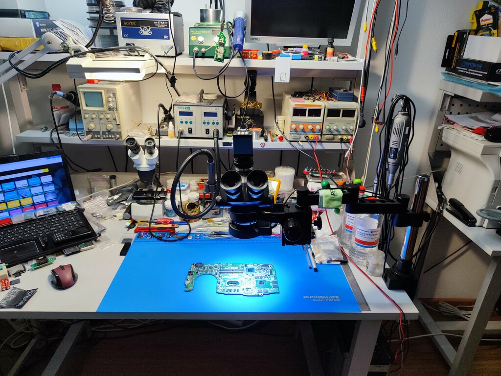 Bilgisayar teknik servisleri Repair laptops, Yekaterinburg, foto