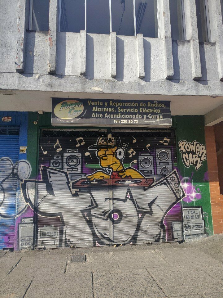 Otomobil servisi Power car, Medellin, foto