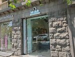 Nuar (Mashtots Avenue No:39), kuyumcular  Erivan'dan