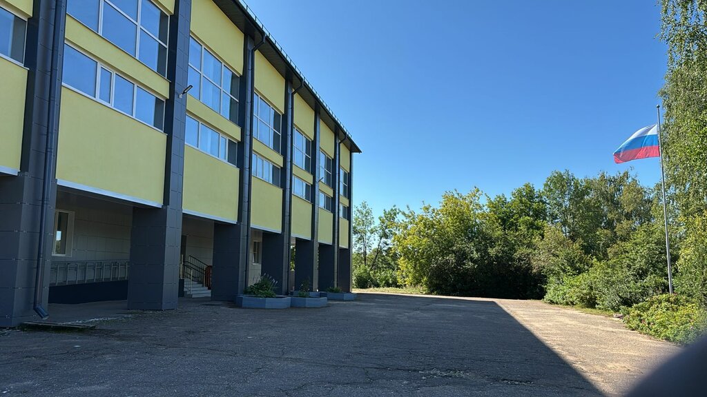 Ortaokul Secondary school № 8 with advanced study of mathematics and english, Borovichy, foto