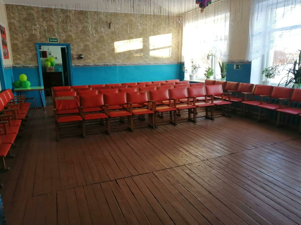 Kültür ocakları Верхозинский сельский клуб, Kurganskaya oblastı, foto