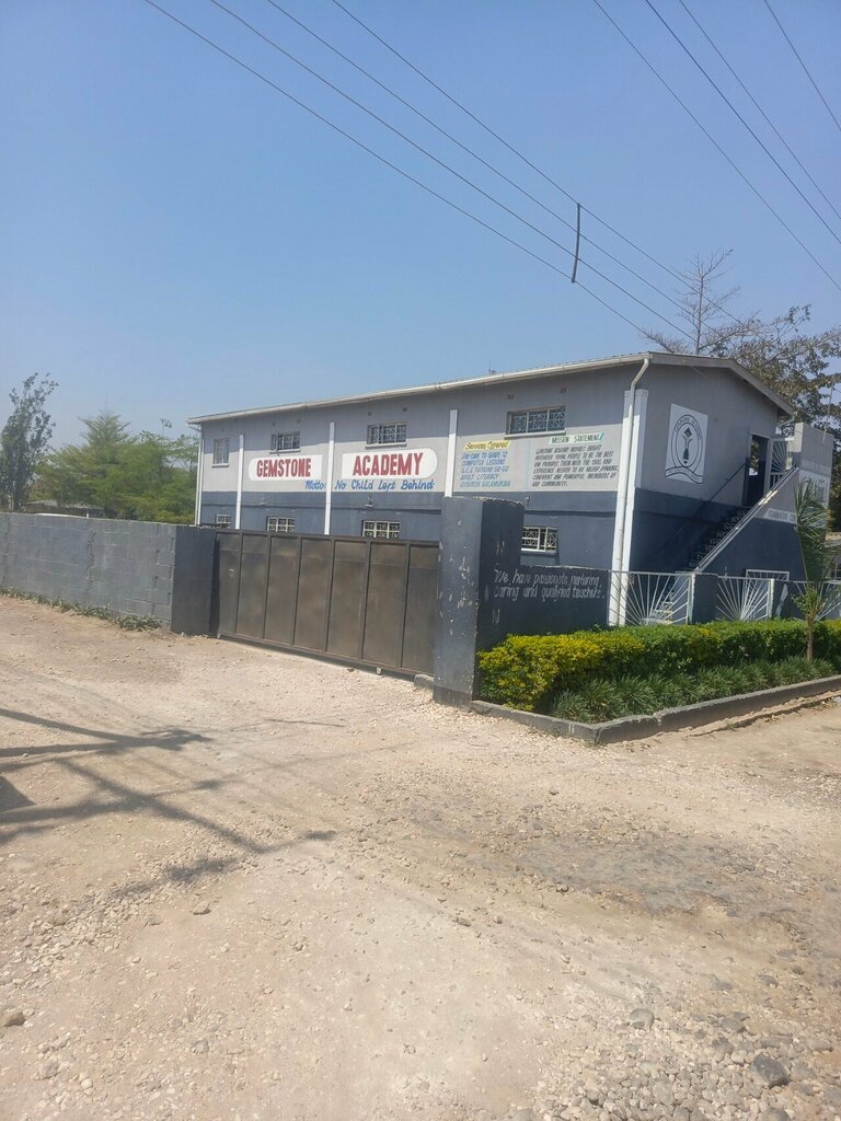 Eğitim merkezleri Gemstone Academy, Lusaka, foto