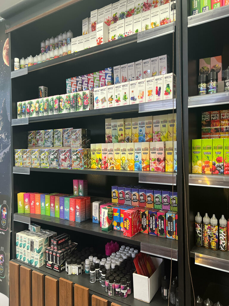 Elektronik sigara satış noktaları Alt&Tobacco, Yekaterinburg, foto