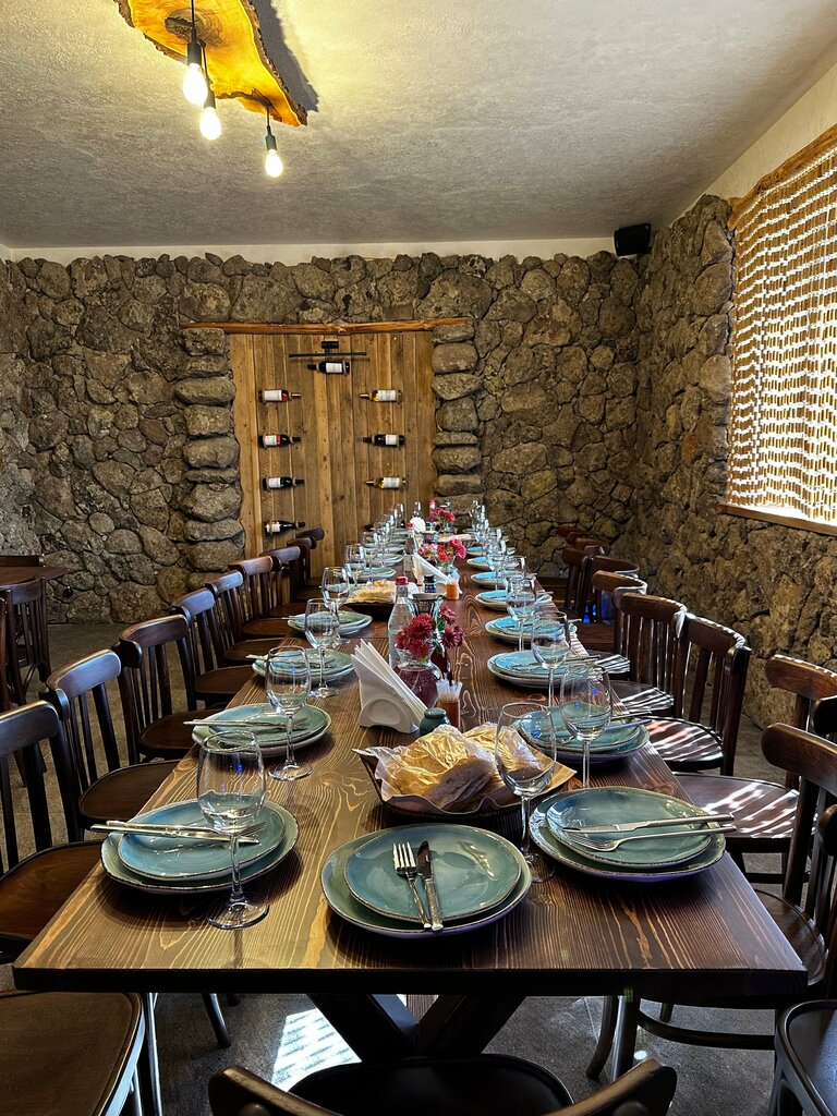 Alkollü ürünlerin üretimi Matevosyan Wine, Vayots Dzor, foto