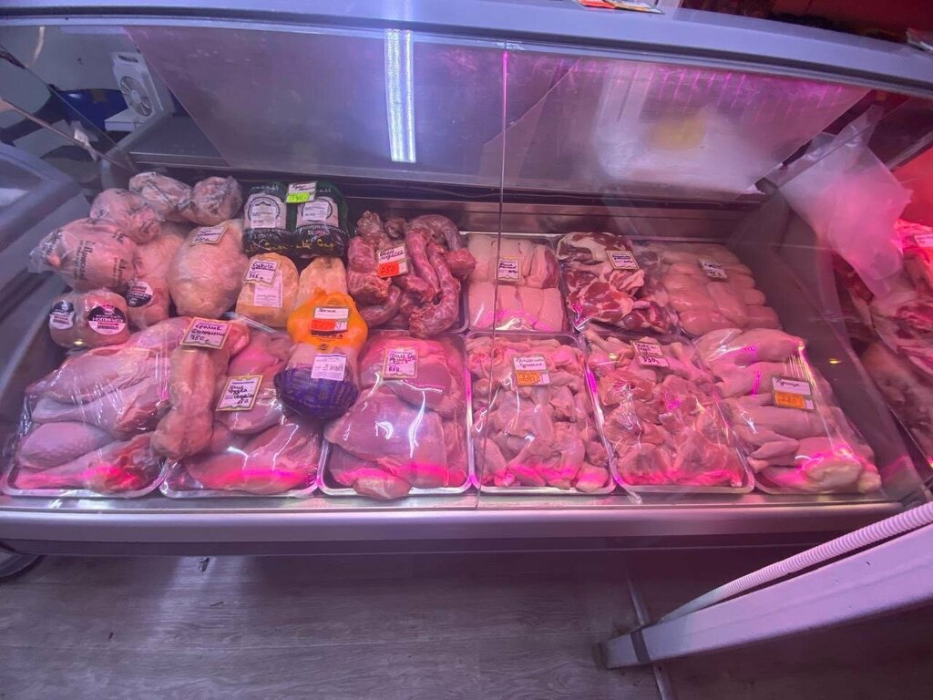 Gıda pazarı Мясной и точка, Dubna, foto