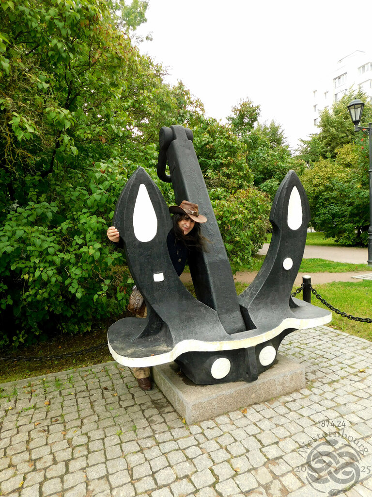 Anıt, heykel Якоря Холла, Vyborg, foto