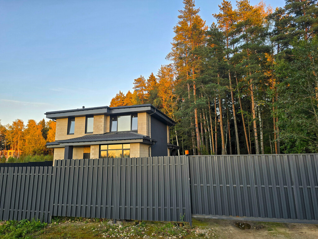 Yazlık yerleşim Shodnya Forest Park, Moskova ve Moskovskaya oblastı, foto