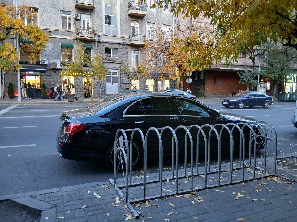 Bisiklet park yerleri Bicycle parking, Erivan, foto