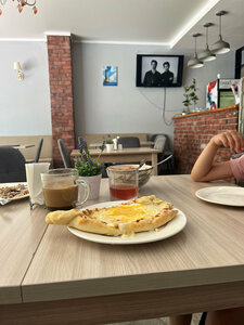 Cafe (ulitsa B. Dzheliya No:13, Sukhumi), kafe  Suhum'dan