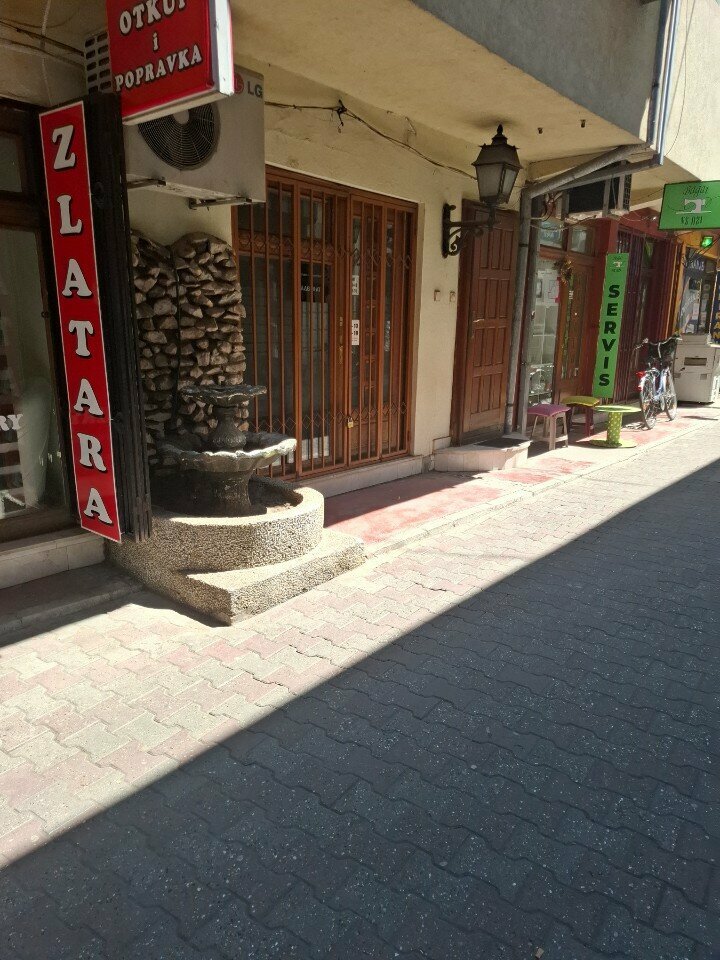 Avukatlar Advokat Milivoj Pantelić, Novi Sad, foto