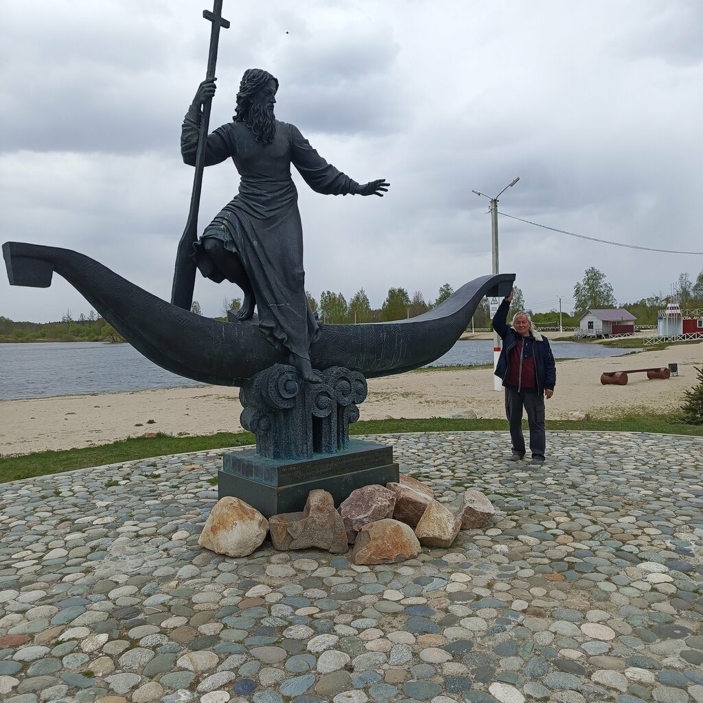 Anıt, heykel Рошальцам, погибшим при исполнении воинского долга, Roşal, foto