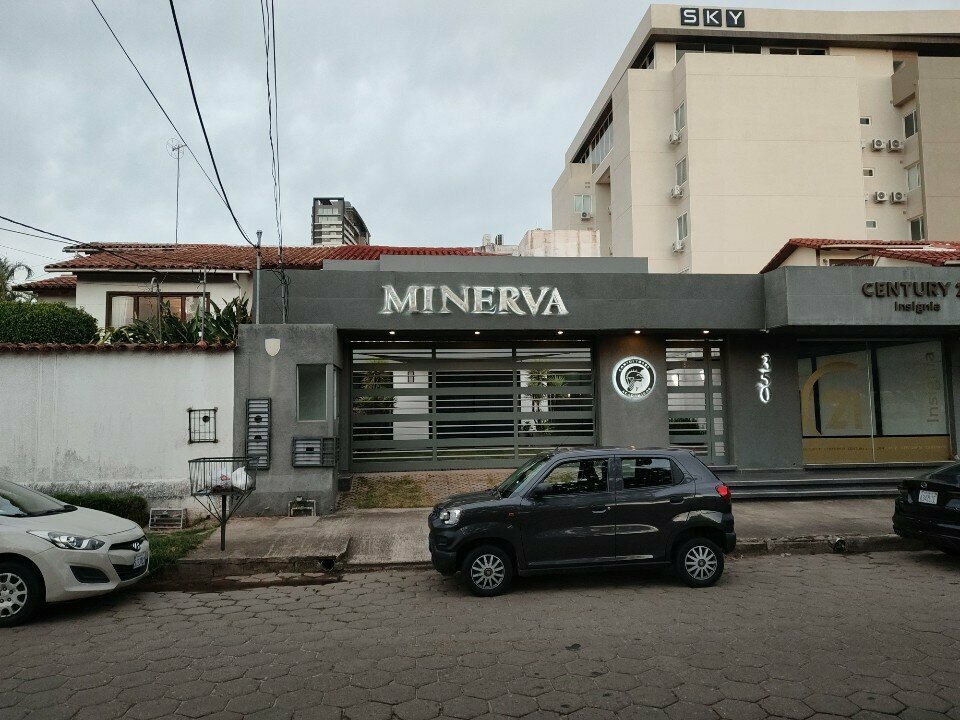 Eğitim merkezleri Minerva Consultores Académicos S. R. L., Santa‑Krus, foto