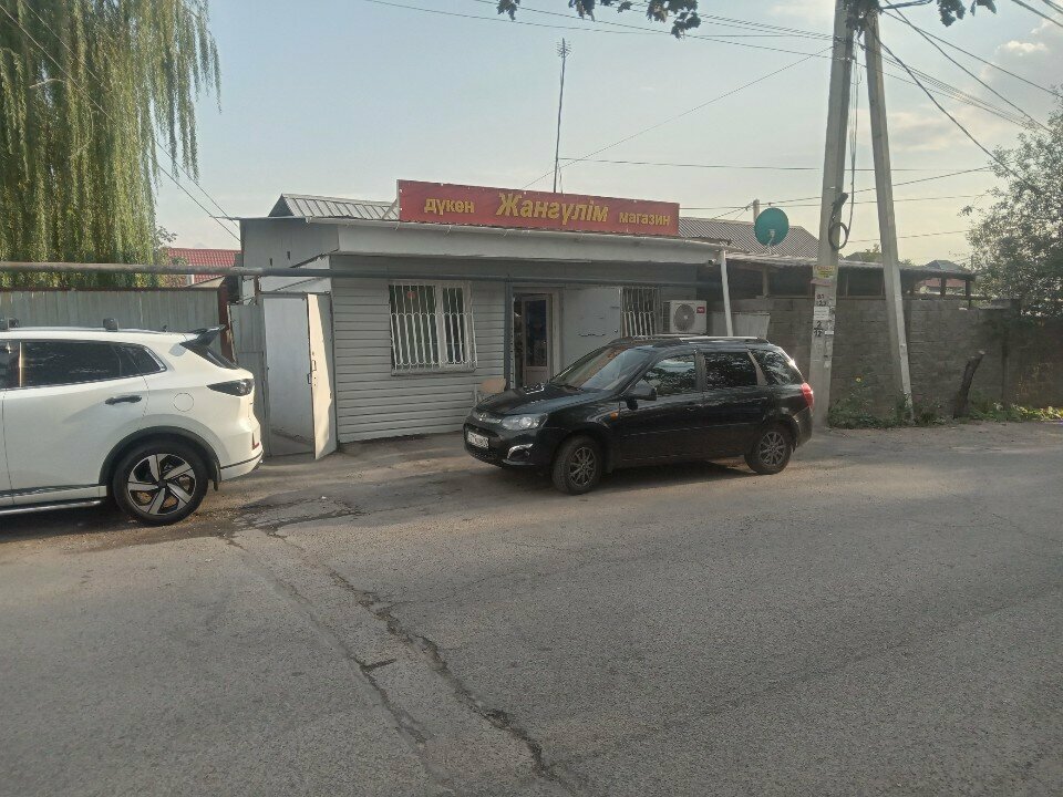 Market Zhangulim, Almatı, foto