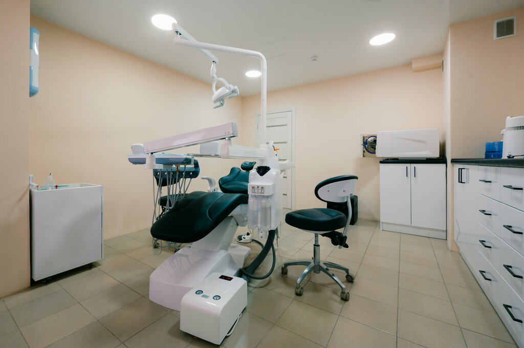 Özel ağız ve diş sağlığı klinikleri ve muayenehaneleri Smile Dent, Stavropol, foto