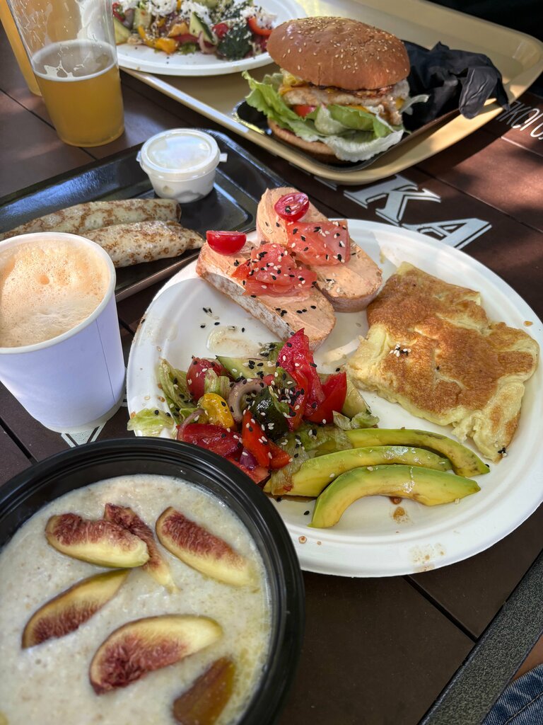 Kafe Гастро-рынок, Gelencik, foto