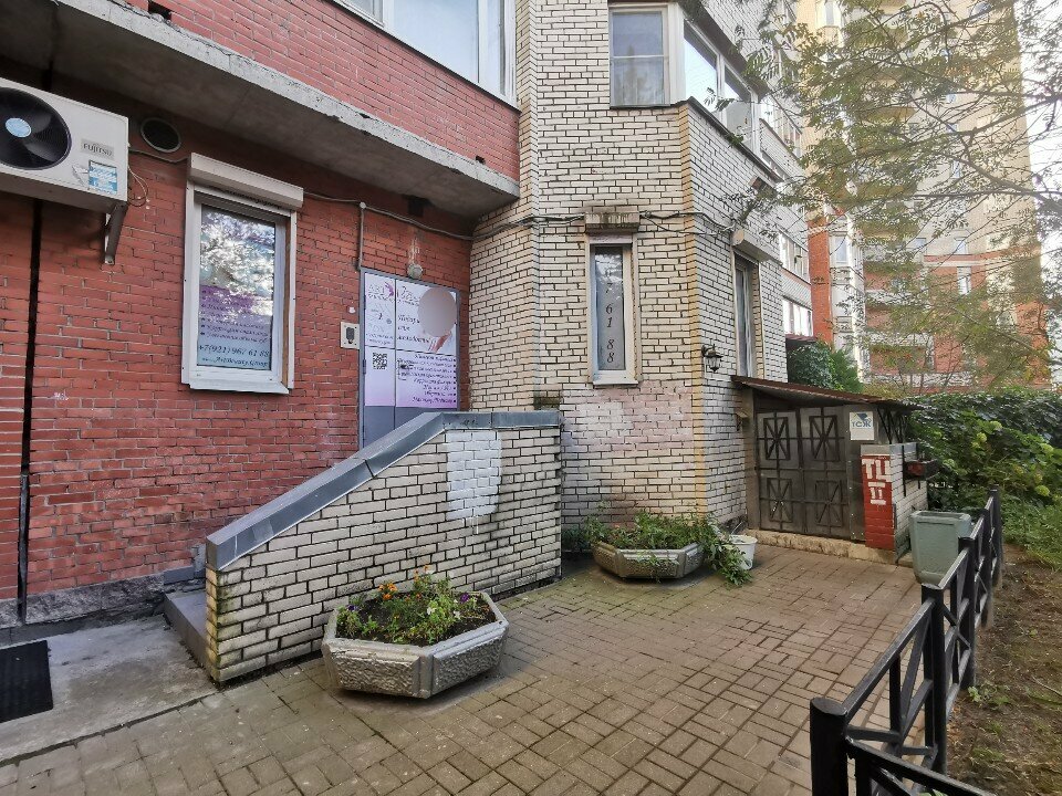 Bina, site yönetimi TSZh Komendantskom, 12, Saint‑Petersburg, foto