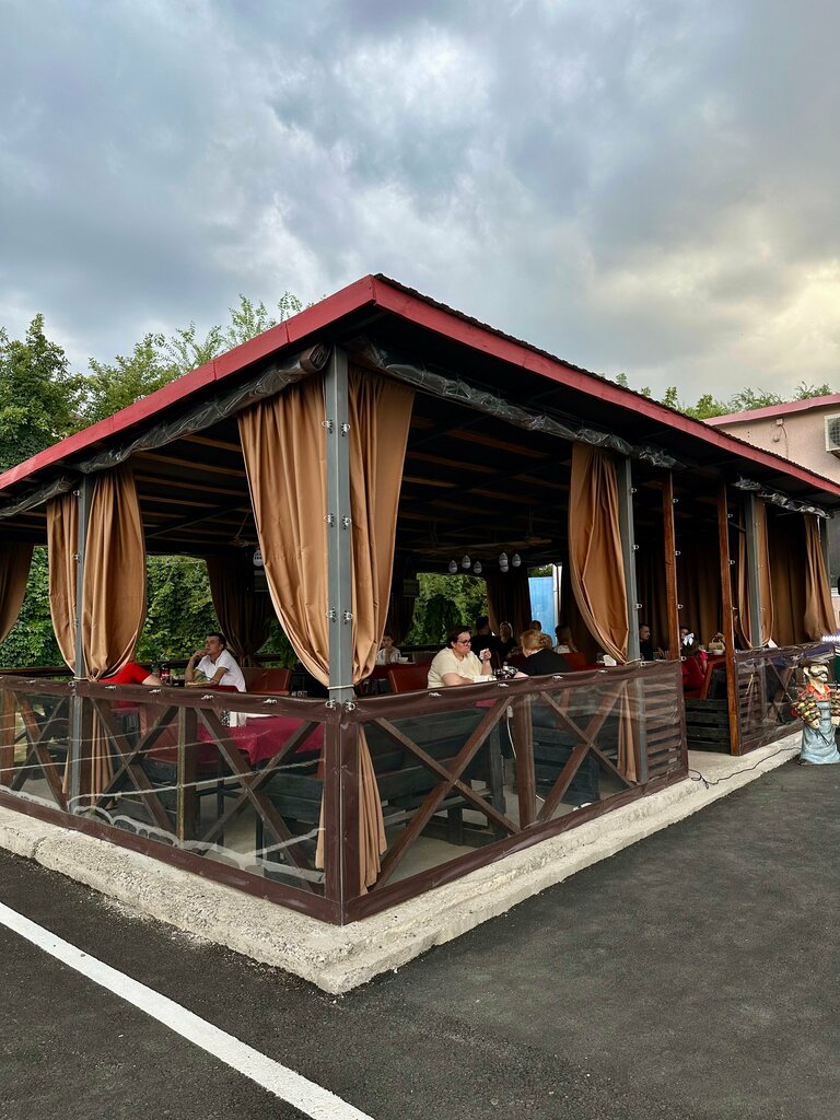 Kafe Mziuri, Orenburgskaya oblastı, foto